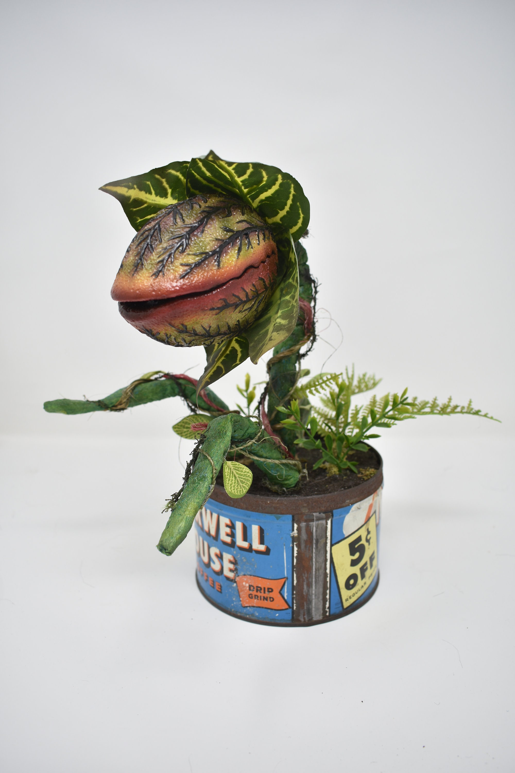 Deluxe Baby Audrey II Replica Prop Display From little - Etsy UK