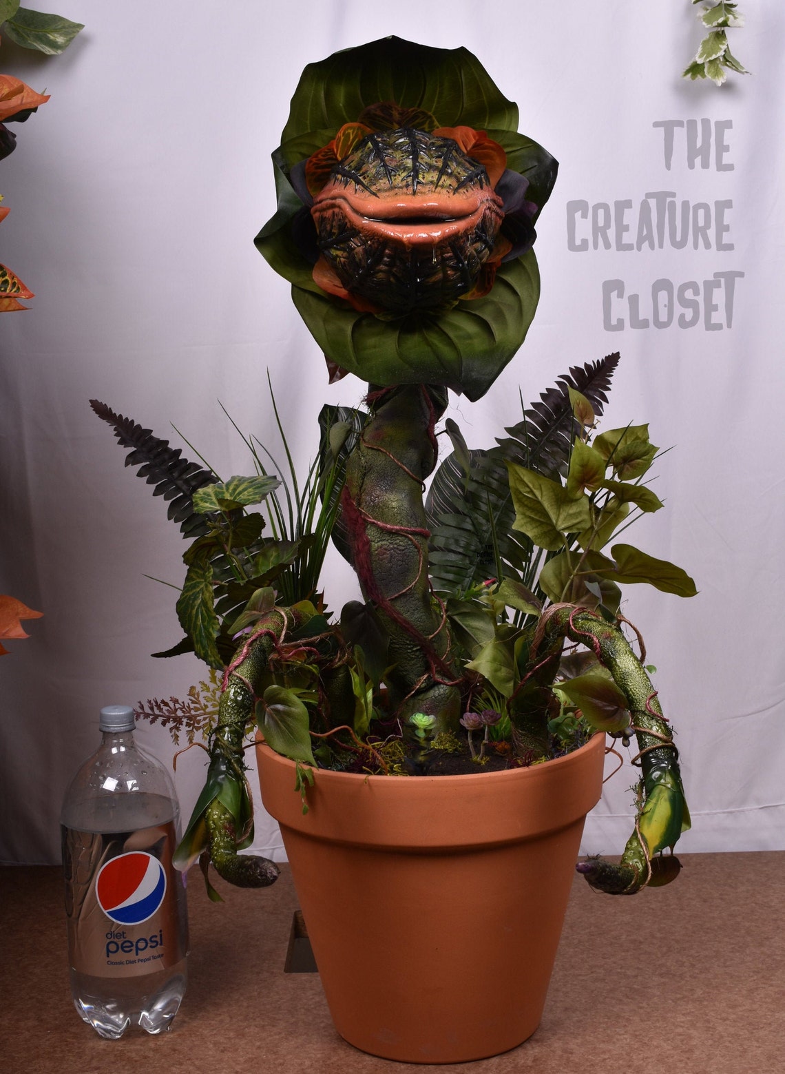 Over 2 1/2 Foot Extra Large Audrey 2 Replica Movie Prop Little Shop of ...