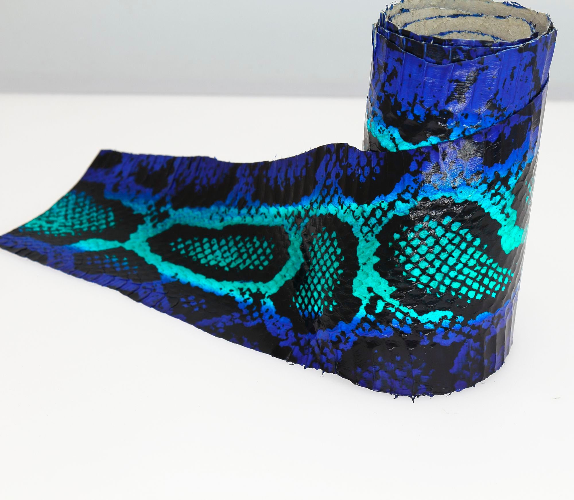 Leather Materials Whole Spitting Cobra Snake Skin Snakeskin Taxidermy ...