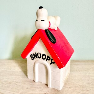 Vintage Snoopy Bank Peanuts Dog House 1970 - Etsy