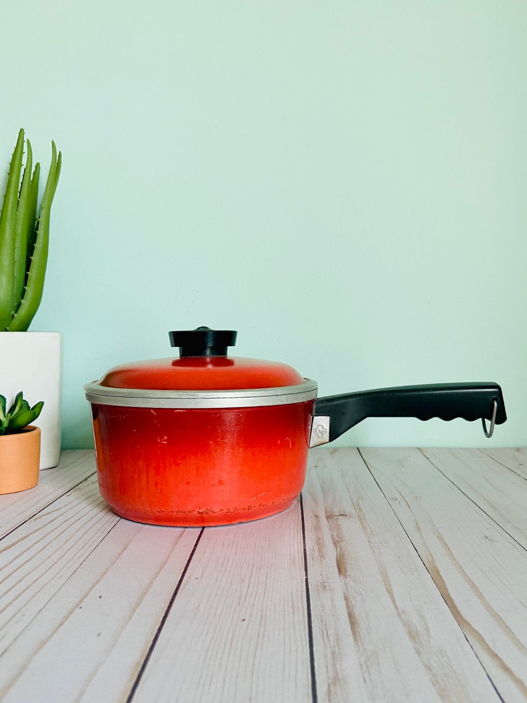 Vintage Aluminum Club Cookware 1.5 Quart Sauce Pot Ombré Red - Etsy