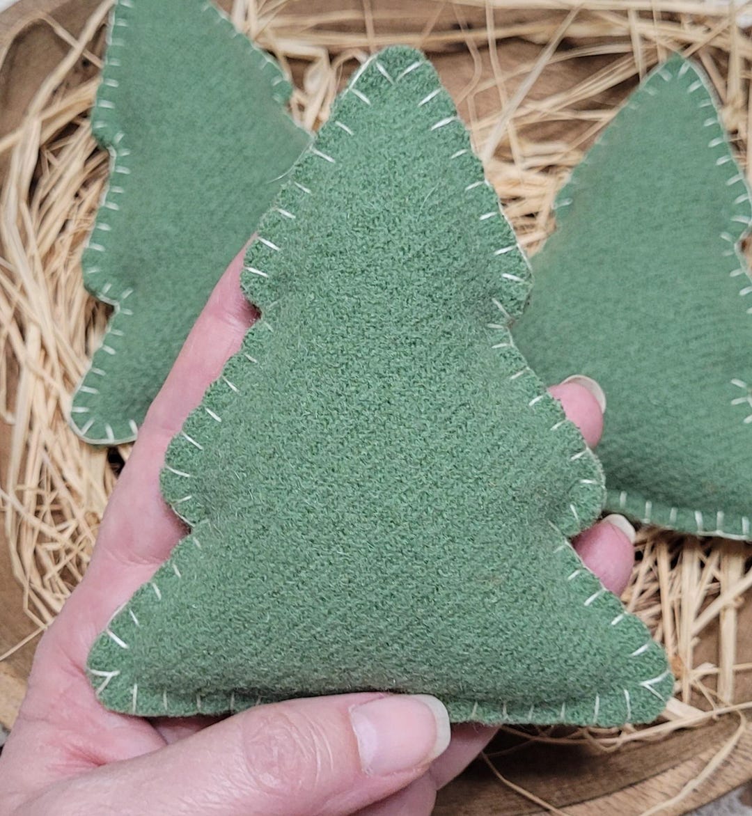 Set of 3 Green Wool Tree Bowl Fillers, Tiered Tray Accents, Blanket ...
