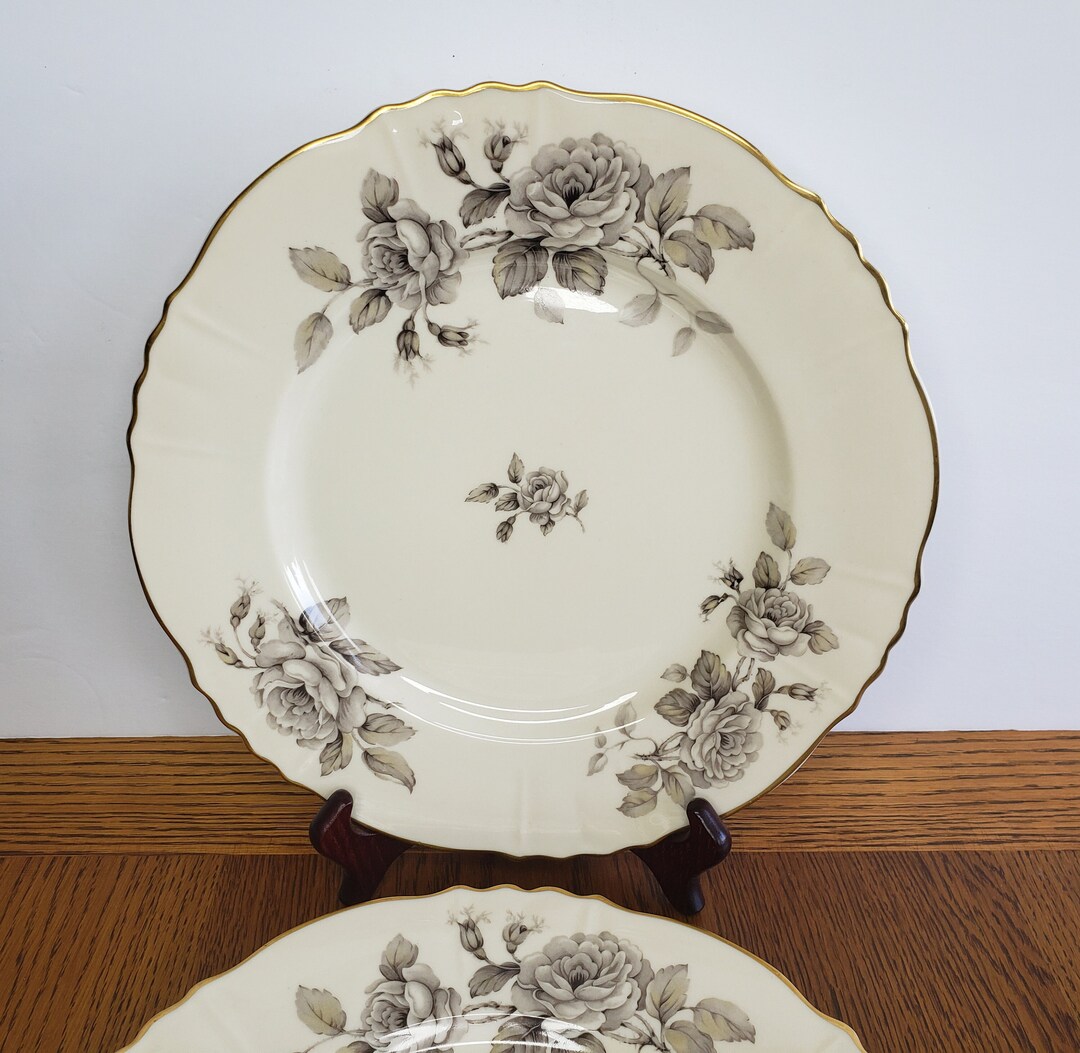Set of 3 Graymont Syracuse China 10.5 in Dinner Plates, Scalloped Edge ...