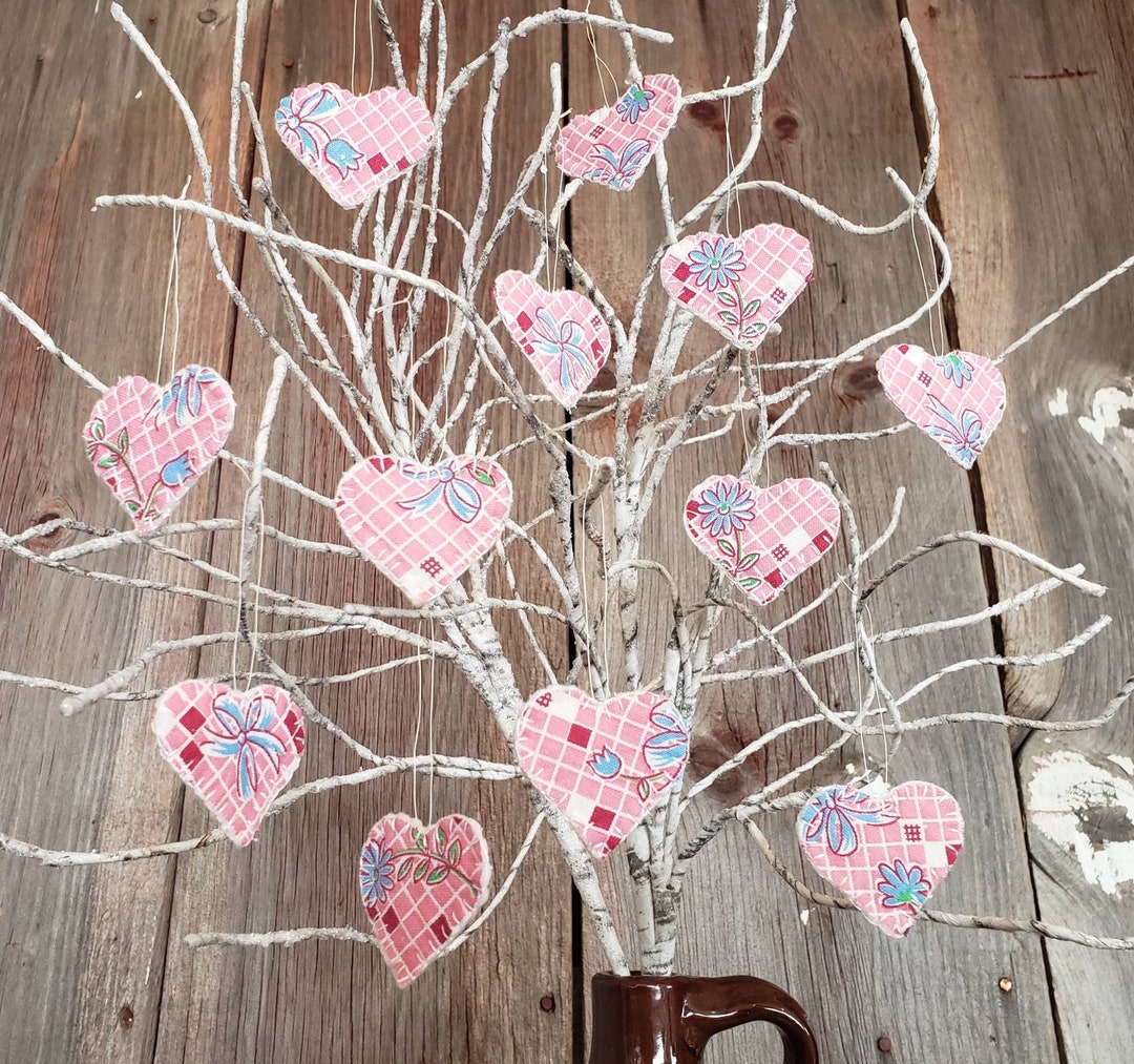 Set of 12 Mini Feed Sack Fabric Heart Ornaments Feather Tree Applique ...