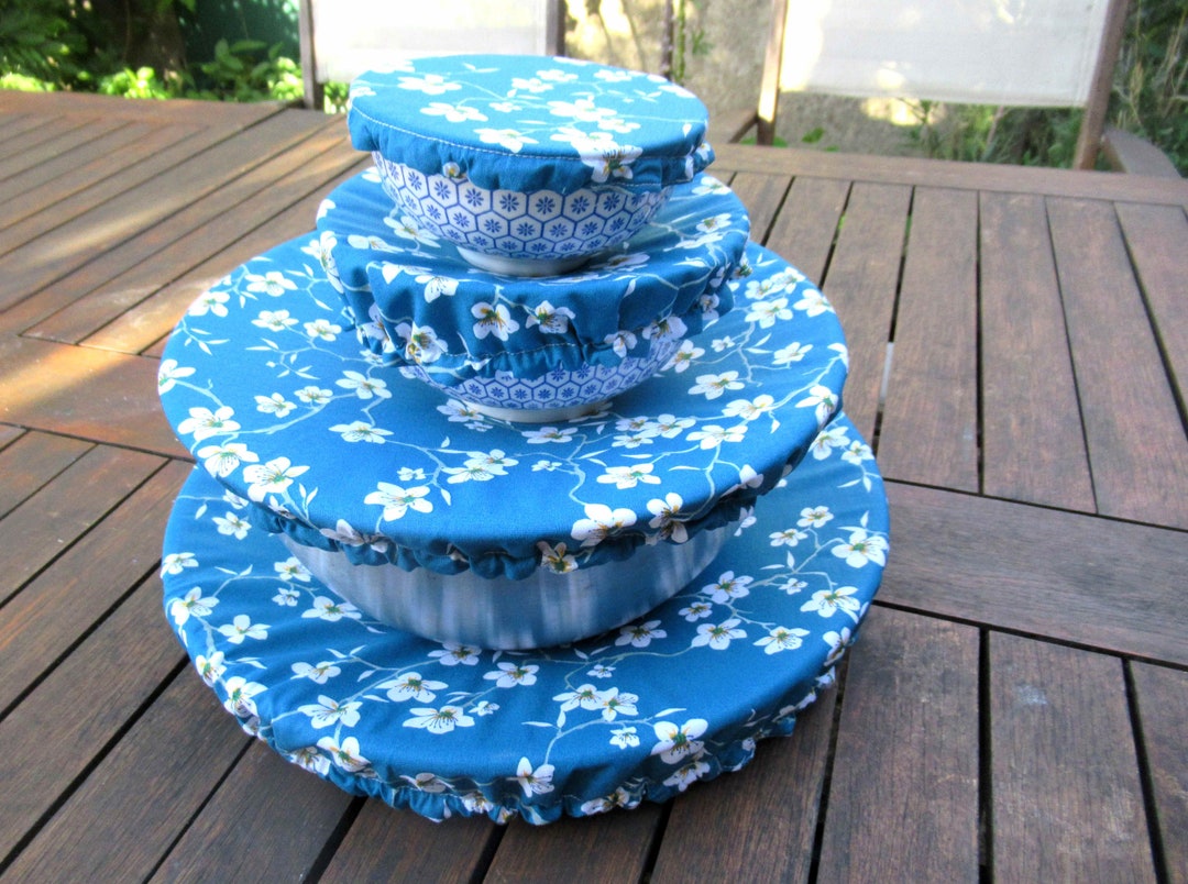 Round Charlotte Swaddle, 4 Sizes, Blue Cotton With Cherry Blossom Print ...