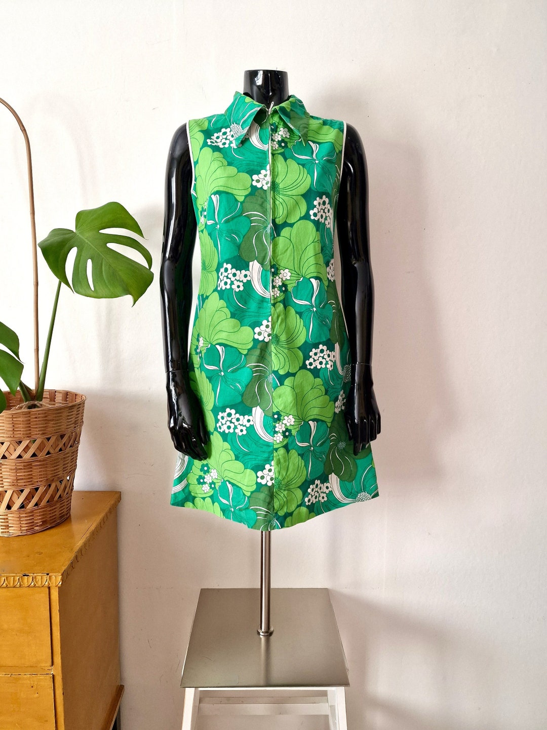 Vintage Green Floral Mod Dress // Sleeveless Retro Dress // Boho Hippie ...