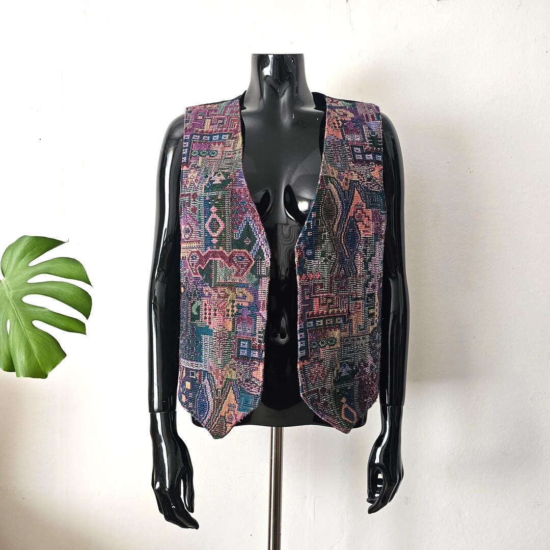 Vintage Women's Tapestry Vest // Multicolored Waistcoat // Sleeveless ...