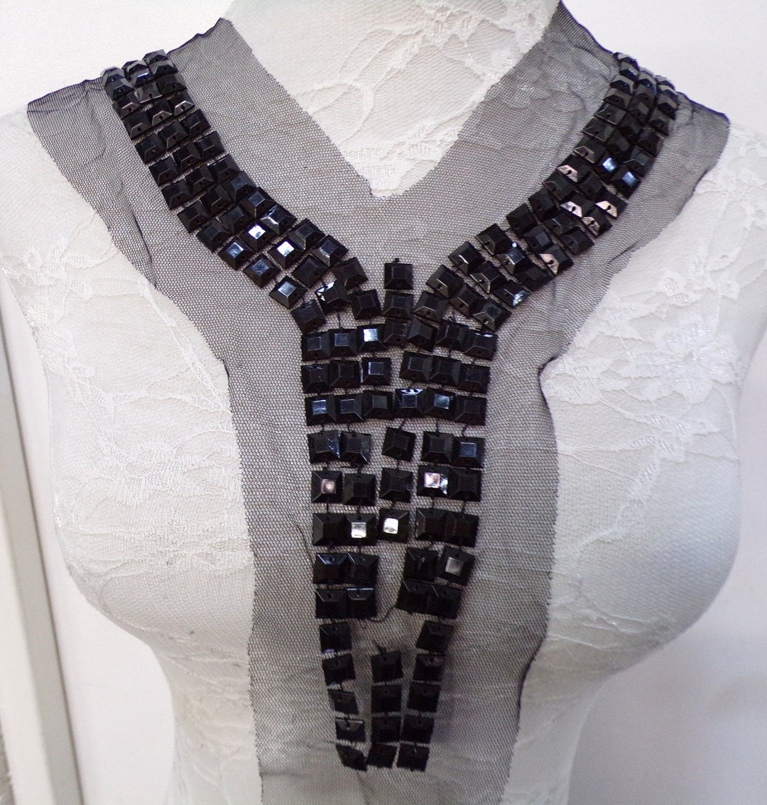 Sequin Neck Trim, Jewel Neck Trim, V Neck, Jewel, Couture Trim - Etsy