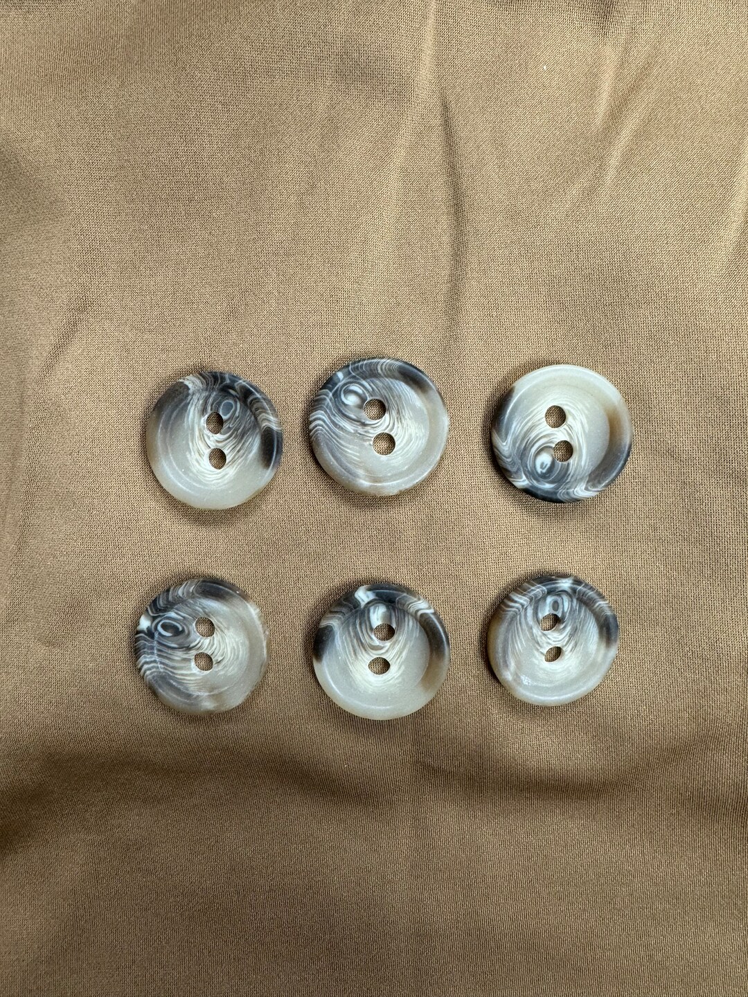48L Buttons, Horn Buttons, Brown Buttons, Beige Buttons, 30mm Buttons ...