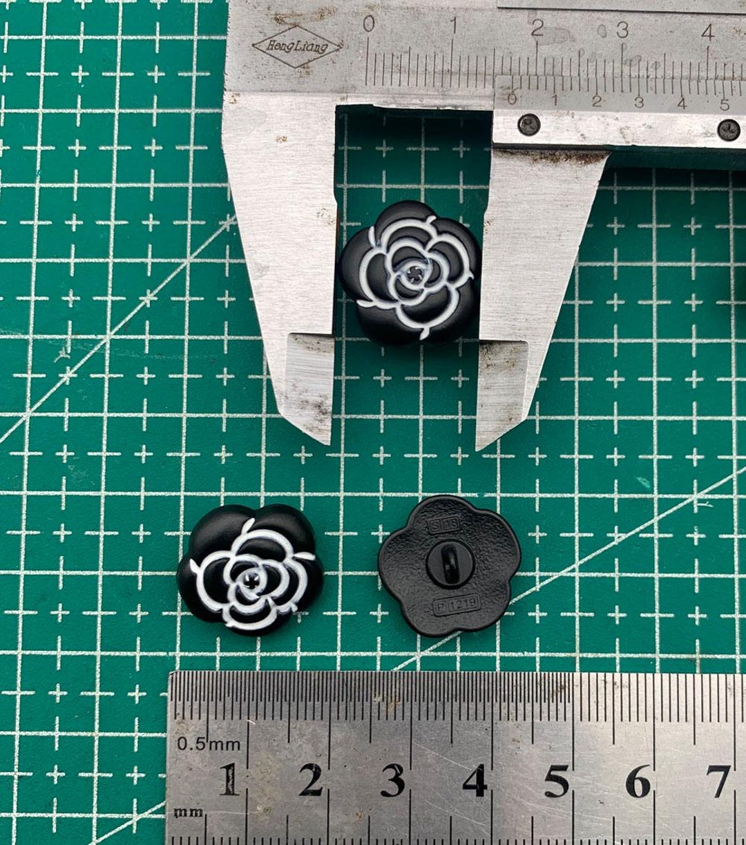 Buttons, Rose Buttons, Detailed Buttons, Fashion Buttons, Fancy Buttons ...