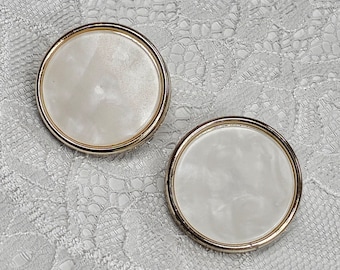 Classic Horn Button, Horn Buttons, Bone Buttons, 23mm 36L, Buttons - Etsy