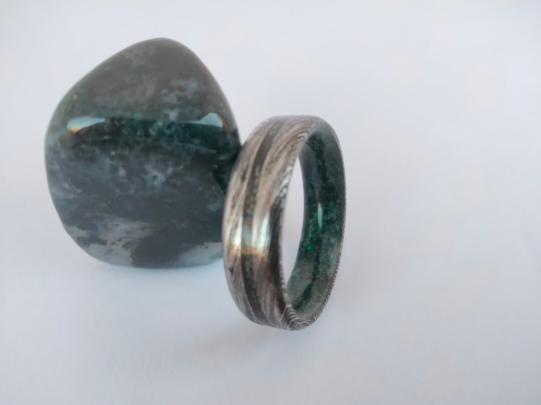 Handmade Damascus Steel Ring: Raw Moss Agate Stone Inlay - Etsy