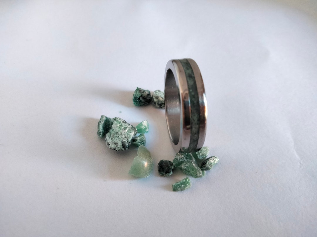 Raw Emerald Stone Titanium Wedding Band Set - His and Hers Rings - Etsy