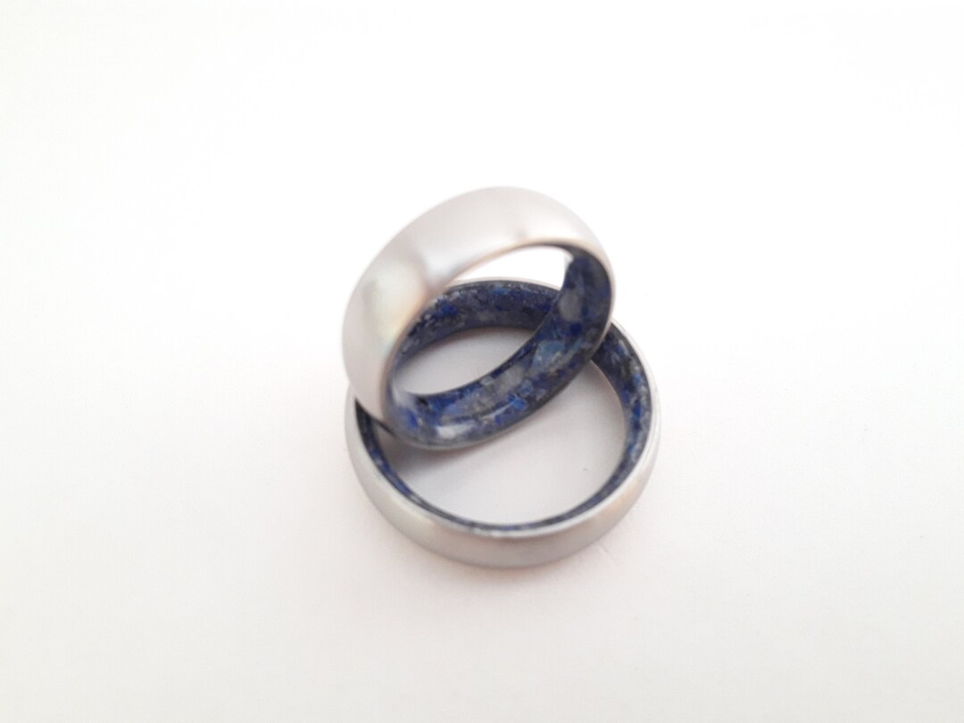 Titanium Wedding Ring Set: Raw Lapis Lazuli & Rose Quartz Inlay - Etsy