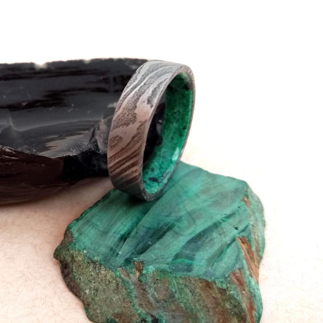 Handmade Damascus Steel Ring: Malachite & Obsidian Stone Inlay - Etsy
