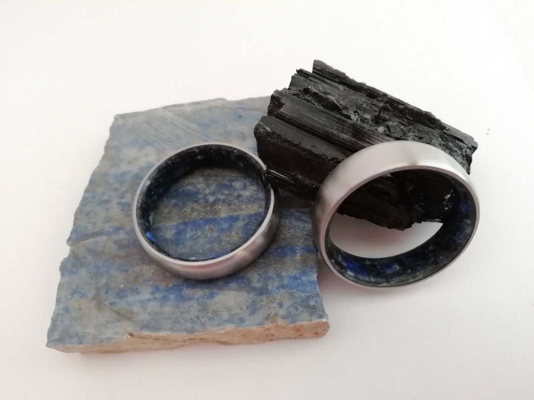 Titanium Wedding Ring Set: Raw Lapis Lazuli & Black Tourmaline - Etsy