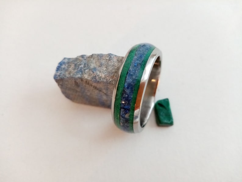 Raw Stone Titanium Ring: Malachite & Lapis Lazuli Band (7mm) - Etsy