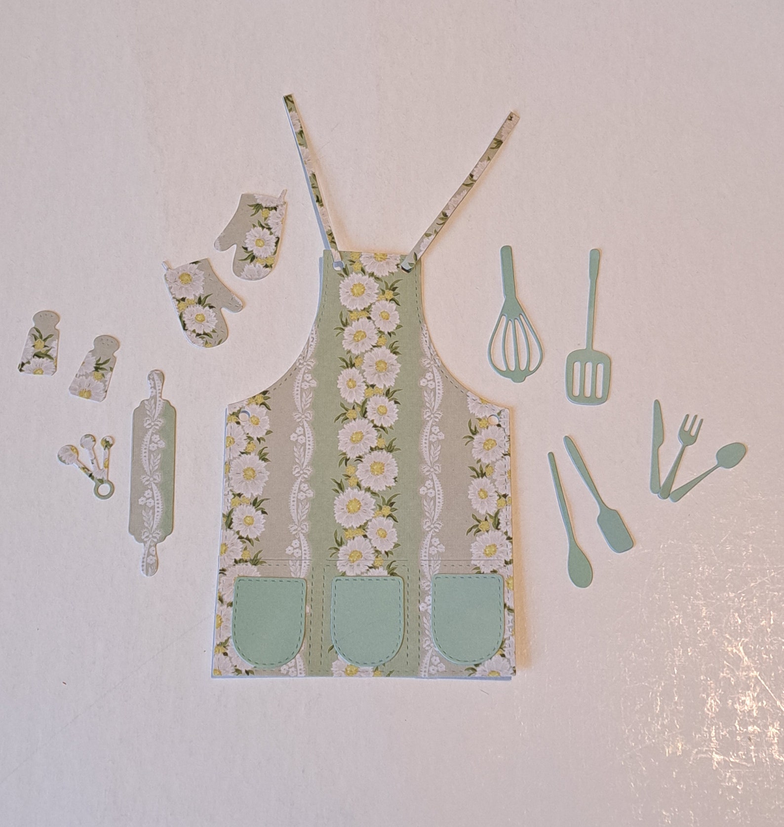Apron and Utensils Paper Die Cuts, This Set Includes an Apron, Oven ...