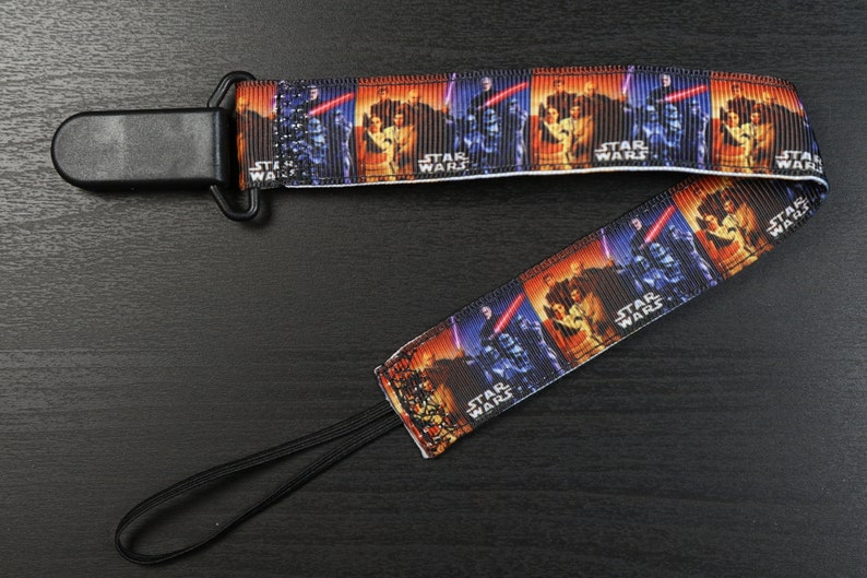 Pacifier Clip: Star Wars - Darth Vader Yoda R2D2 C3PO BB-8 Troopers ...