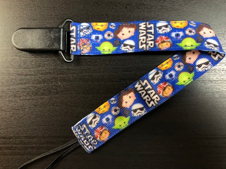 Pacifier Clip: Star Wars Chibi Tsum Tsum R2D2 BB-8 Chewie Luke Leia ...
