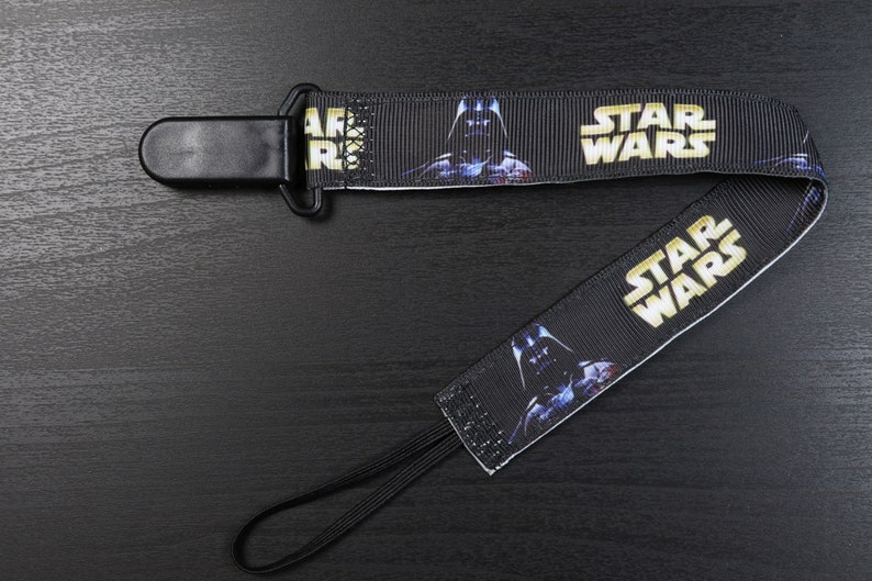 Pacifier Clip: Star Wars Darth Vader Yoda R2D2 C3PO BB-8 - Etsy