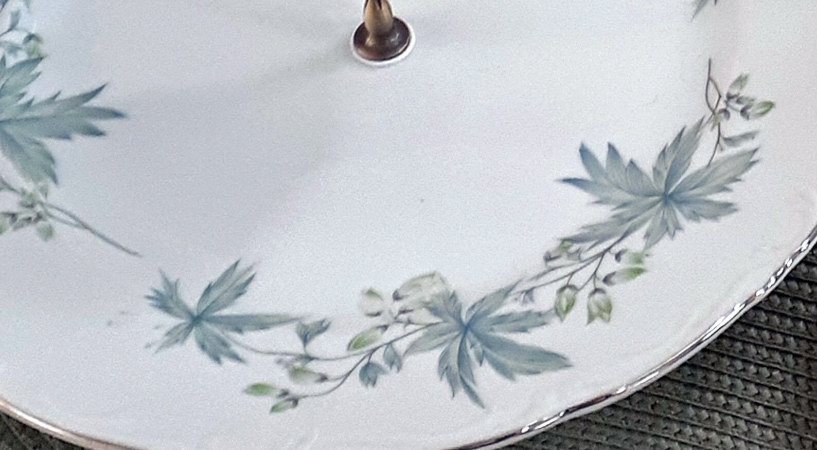 Vintage Meito China Chantilly Pattern 2-tier White With Green Flowers ...