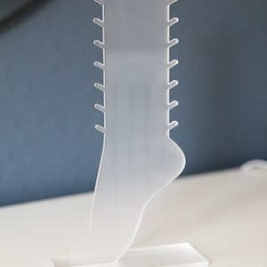 Acrylic Anklet Organizer | Acrulic Jewelry Display | Retail Store ...