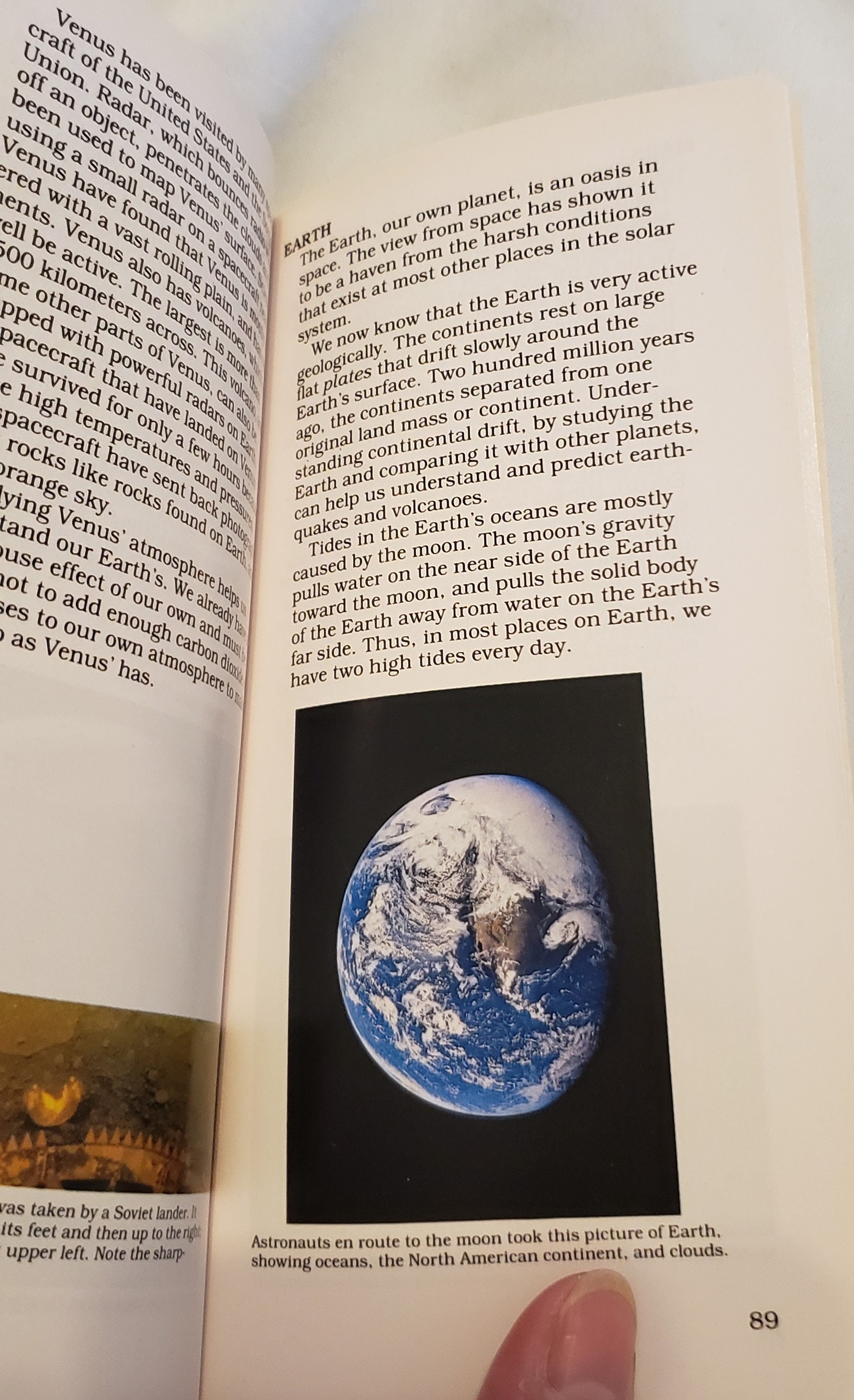 Peterson First Guides Astronomy - A Simplified Field Guide to the Stars ...