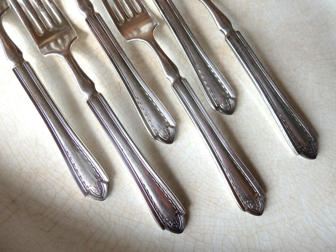 Antique Silver Plated Gee-esco Leona or Shirley Pattern Dinner Forks ...