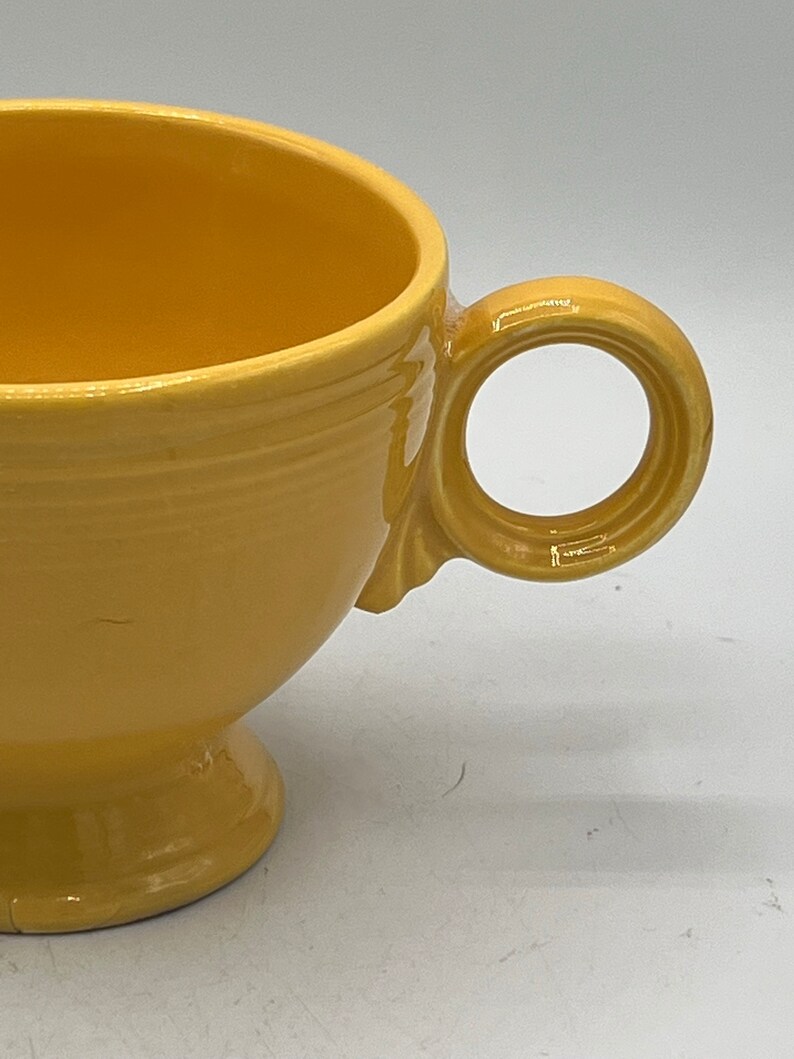 Fiesta Ware Yellow / Light Gold Loop Handle Creamer - Etsy