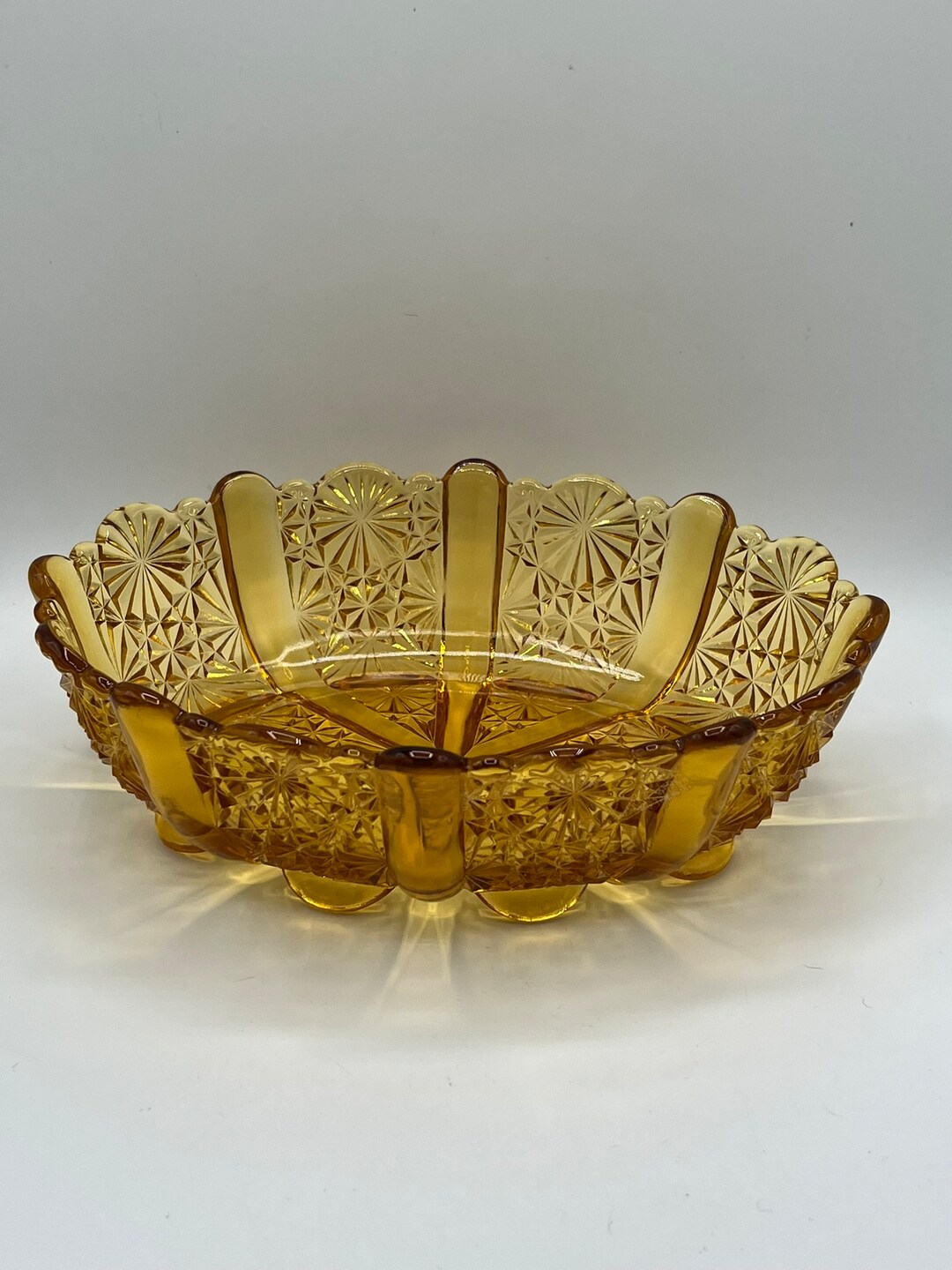 Vintage Westmoreland Glass Daisy Button Pattern - Oval Edge - Scalloped ...