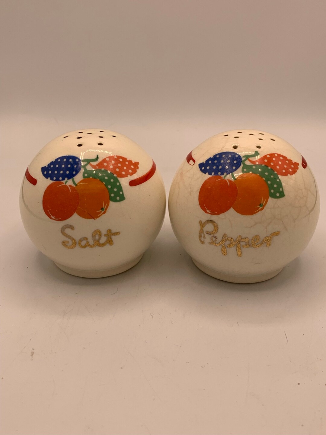 Vintage Cronin Pottery Salt & Pepper Shakers: Round Ball With Oranges ...
