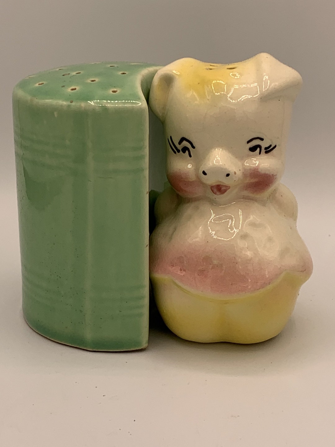 Vintage Piglet Salt and Pepper Shakers: Novelty Kitchen Decor - Etsy
