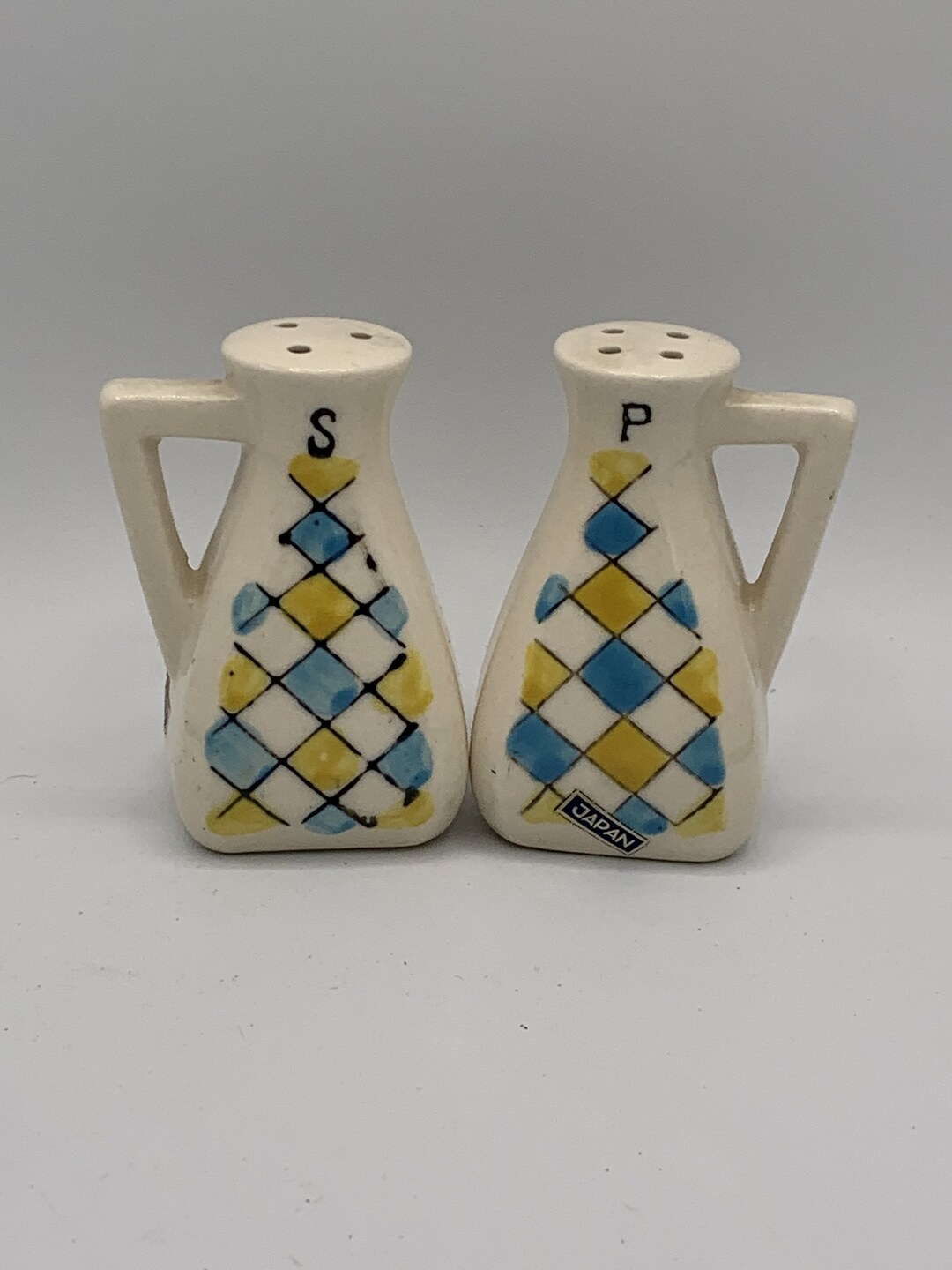 Vintage Salt and Pepper Shakers - Vintage White W/ Blue & Yellow Check ...