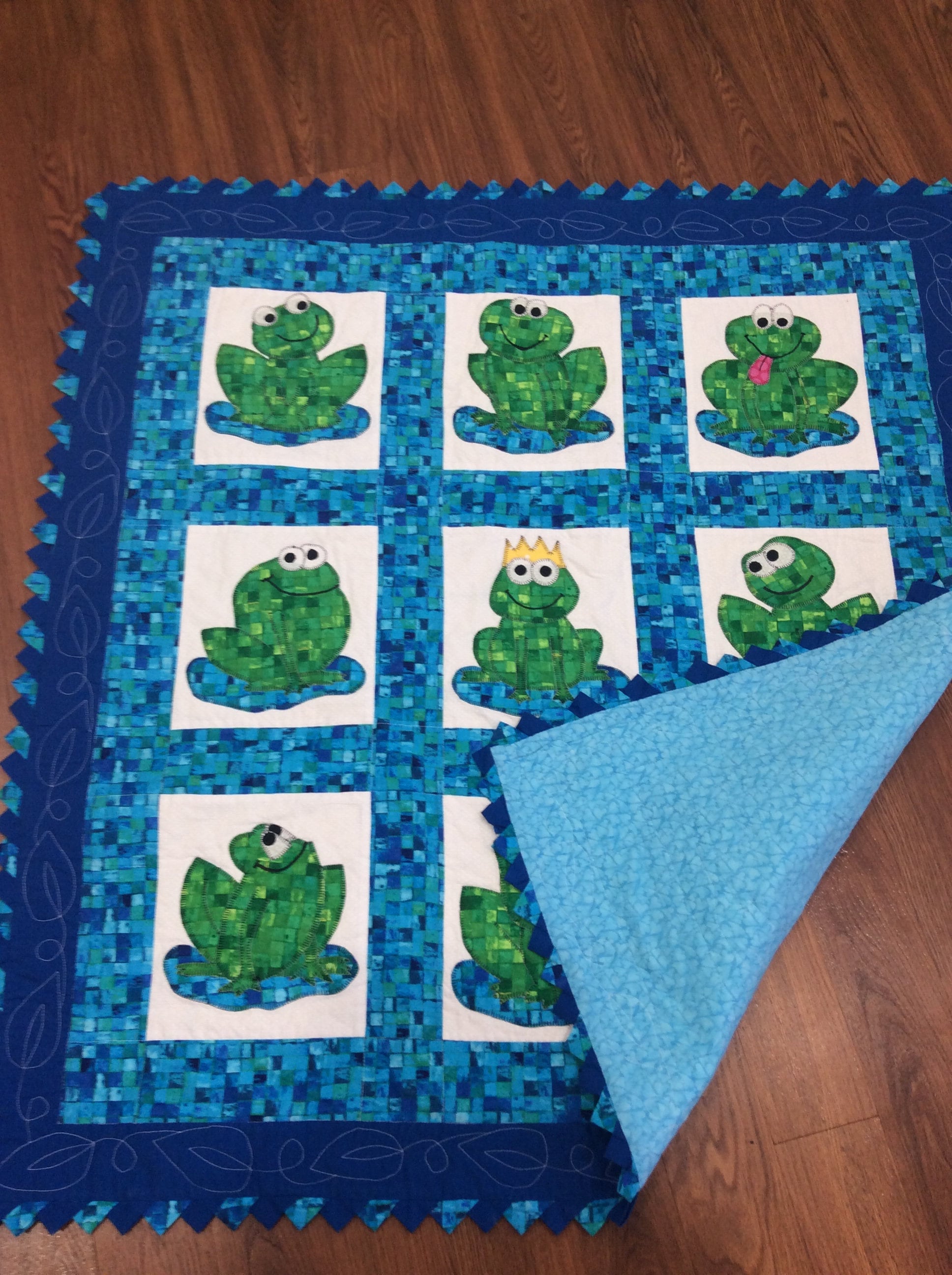 Whimsical Frog Quilt - Etsy Canada