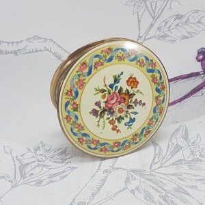 1950s Stratton Powder Compact, Vintage Floral Stratton Compact, Spiral ...