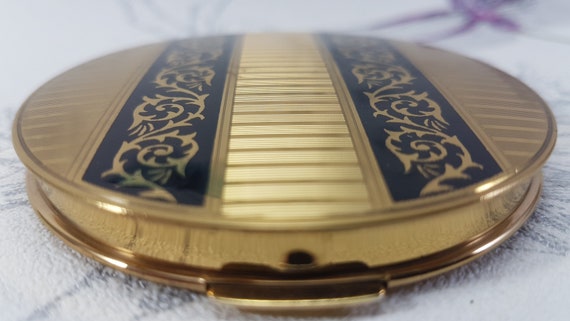 Vintage Stratton gold and black powder compact, Strat… - Gem