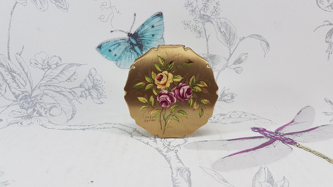 Vintage Stratton Compact With Floral Design Signed Suzy Serlav, Gold ...