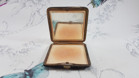 Vintage petit point compact mirror, vintage square bl… - Gem
