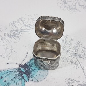 Antique Dutch Silver Peppermint Box, Hallmarked Silver Hinged Lid ...