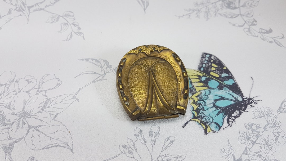 Victorian Horseshoe Needle Case, W. Avery and Son Horseshoe Sewing ...