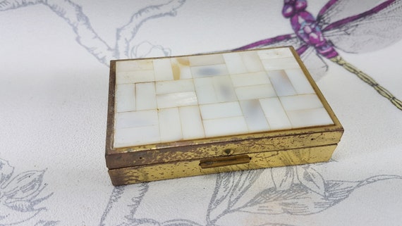 Vintage musical powder compact, Clover mother of pear… - Gem