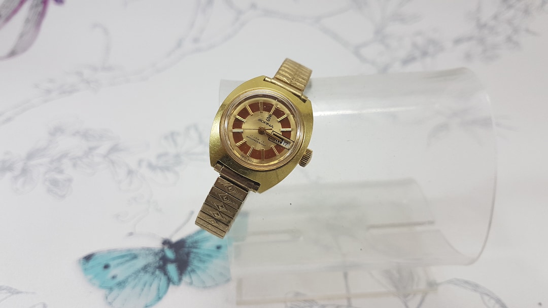 Vintage Sorna Ladies Watch: Swiss Made Hand-winding 17 Jewels - Etsy UK