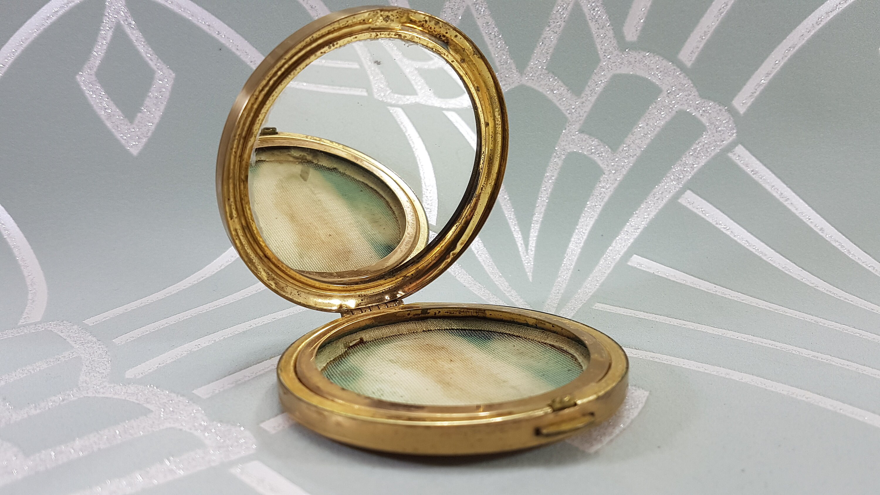 Vintage Compact Mirror Petit Point Compact Retro Powder - Etsy