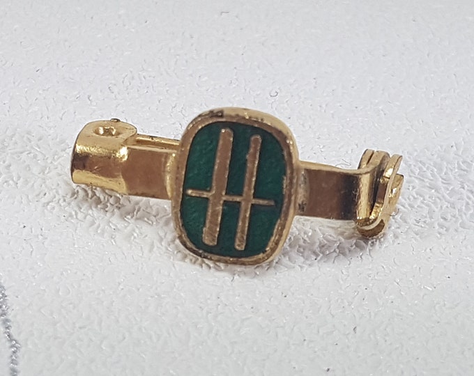 Vintage Harrods Pin Badge, Collectable Harrods Emblem Badge, Rare ...