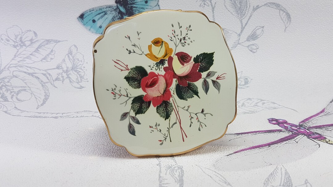 Vintage Melissa Compact, Enamel Roses Powder Compact, Vintage Compact ...