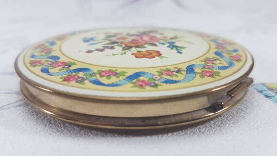 1950s Stratton powder compact, vintage floral Stratto… - Gem