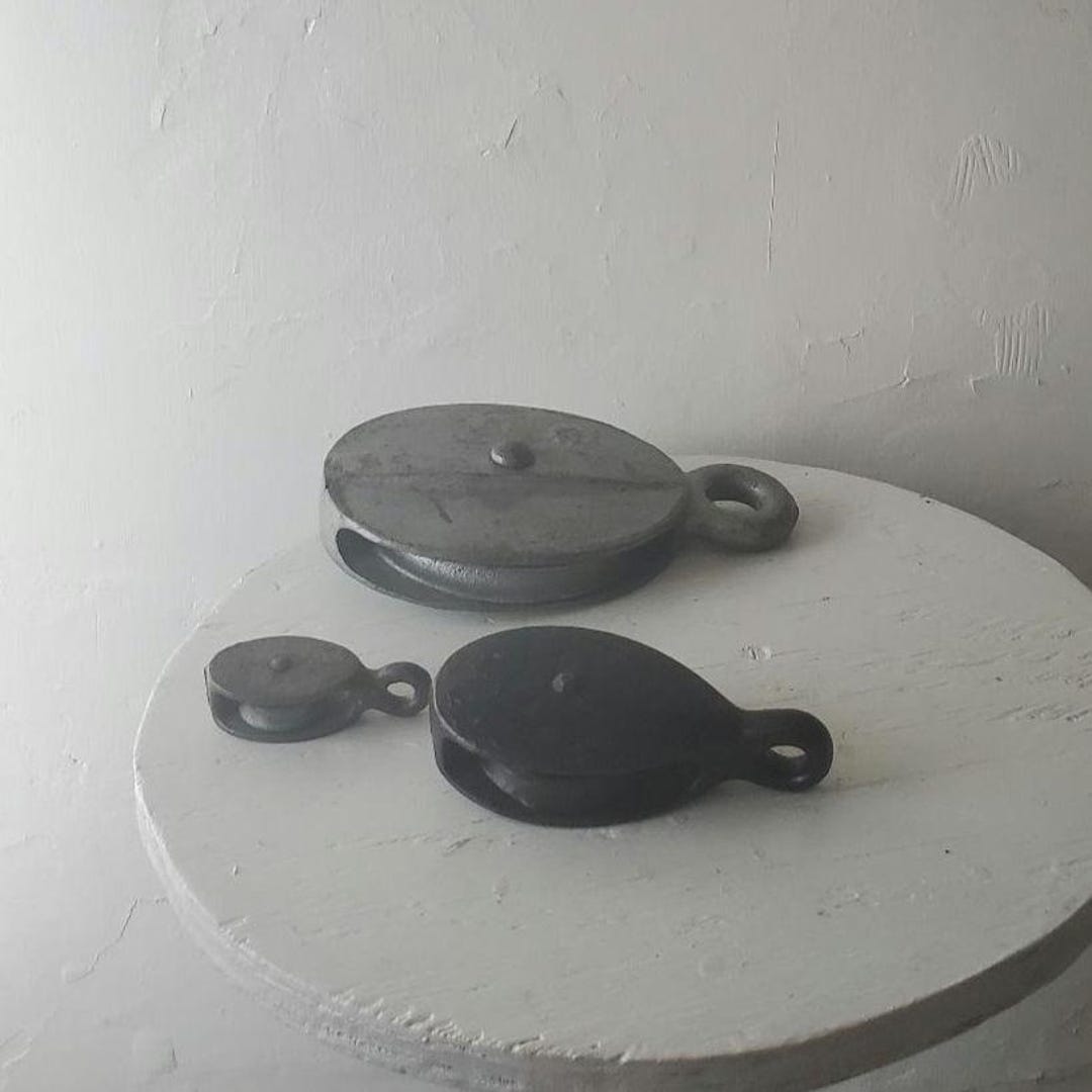 Antique Pulley Industrial Barn Hook Wheel Primitive Farm Tool Vintage ...