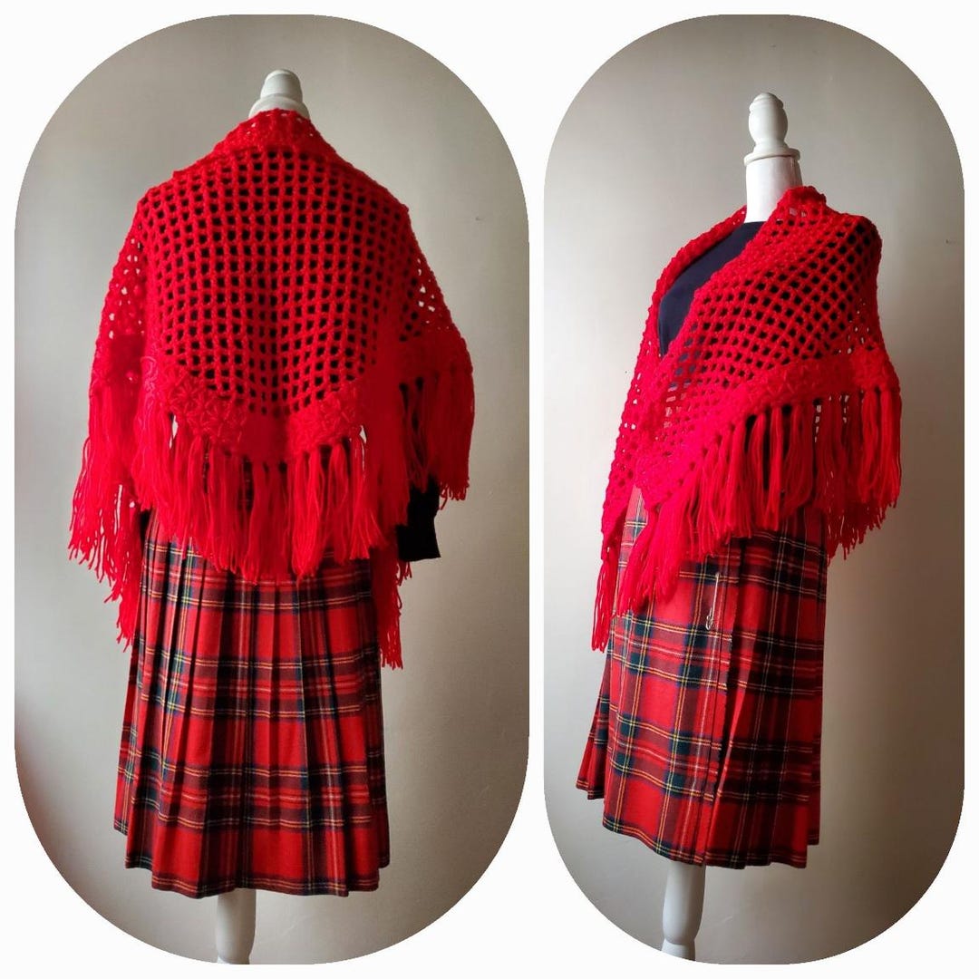 Red Handknit 70s Shawl Cottagecore / Laura Ashley Cottage Wrap Vintage ...