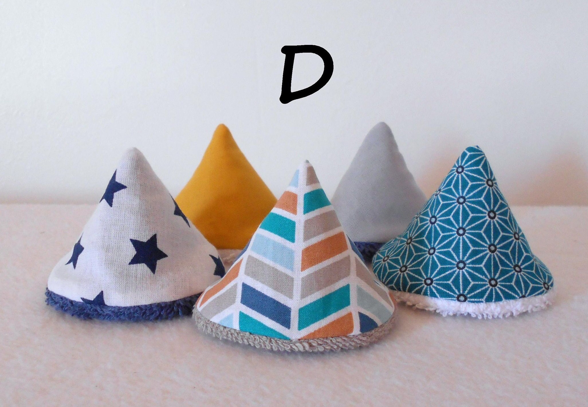 4, 5, 6, 8 ou 10 tipis à pipi, pare-pipi, ou protège pipi pour bébé ...